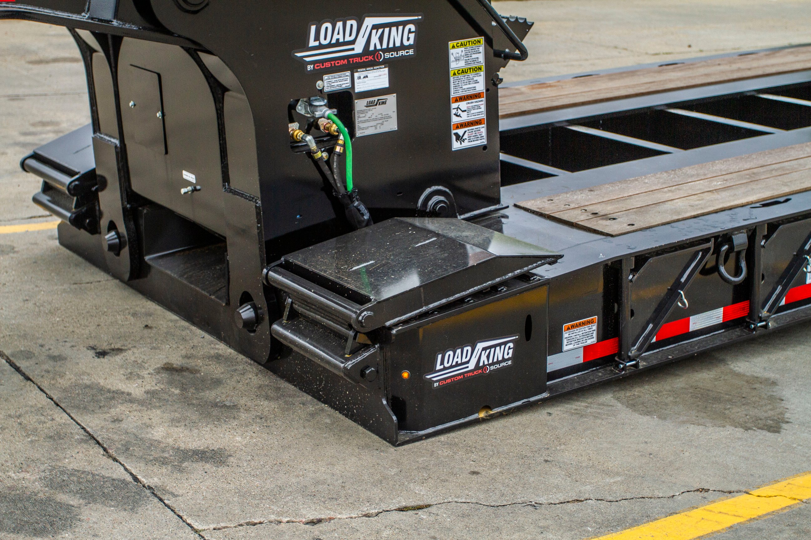 Load King's 60-Ton Lowboy