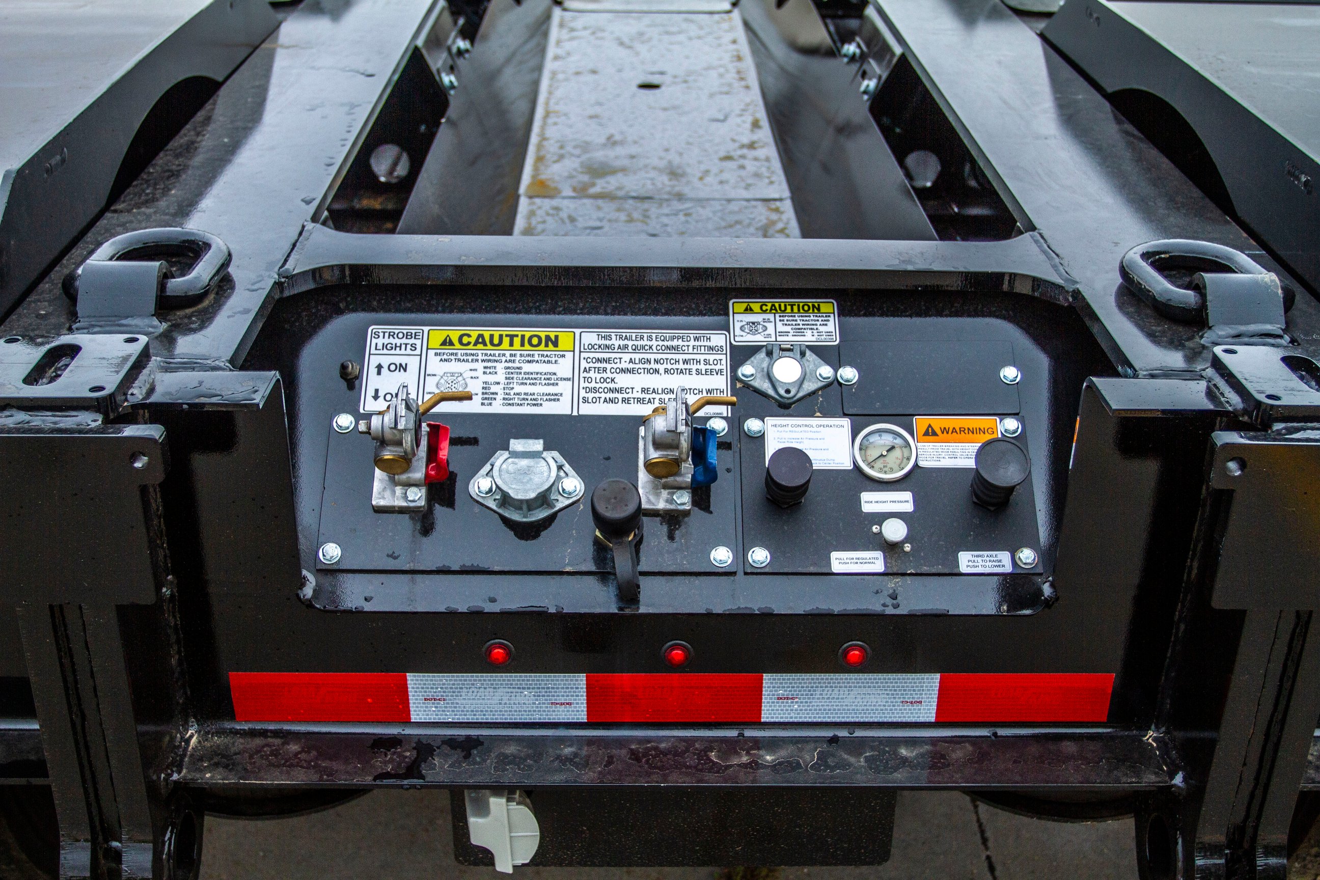 Load King's 60-Ton Lowboy